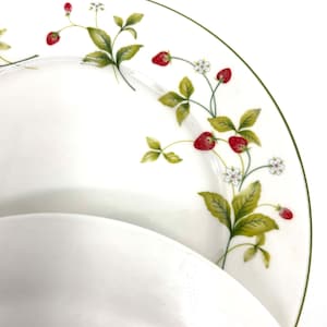 4 Christopher Stuart Fine Bone China Strawberry Field Side Plates - Etsy