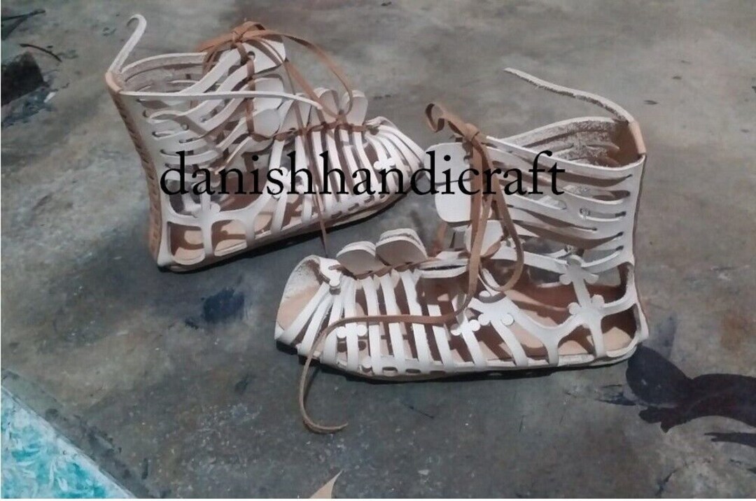 Handmade Roman Leather Lace Caligae Pair Leather Lace Sandal Footwear ...