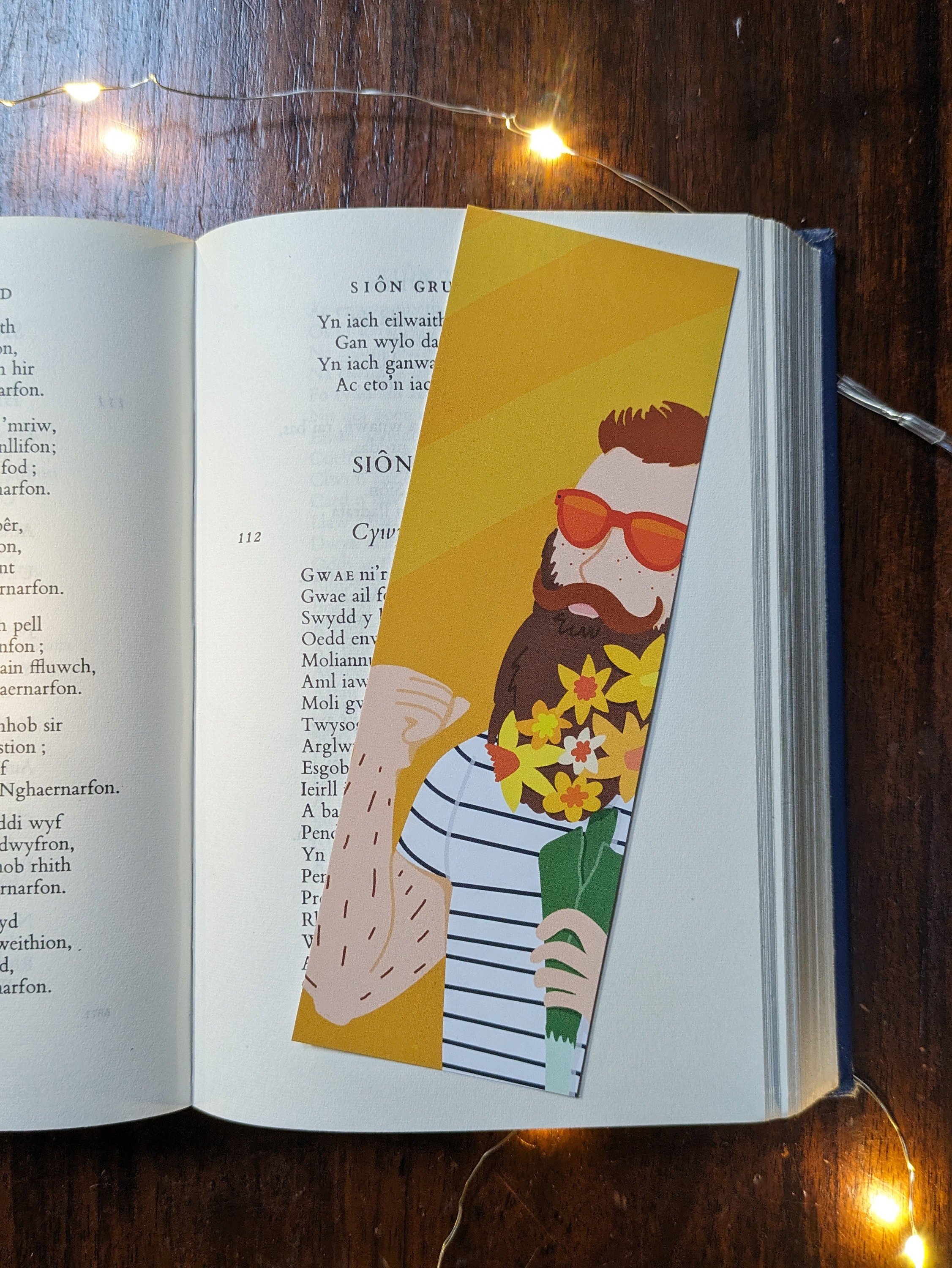 Welsh Pride Bookmark, St David's Day, Bearded Man & Daffodils ...