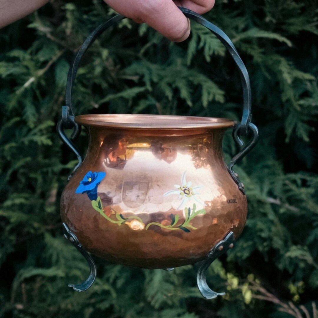 Vintage Medium Copper Cauldron, Witch Altar Decor - Etsy UK