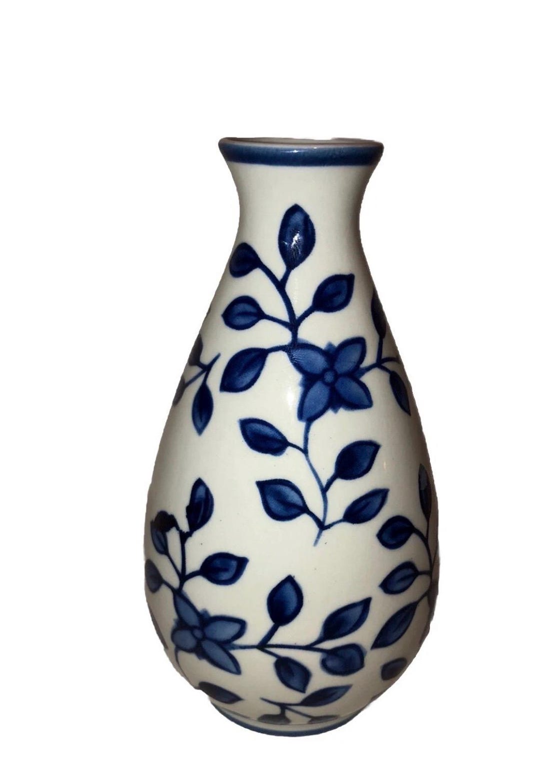 The Bombay Company White Blue Flowers Leaves Asian Style Ceramic Bud ...