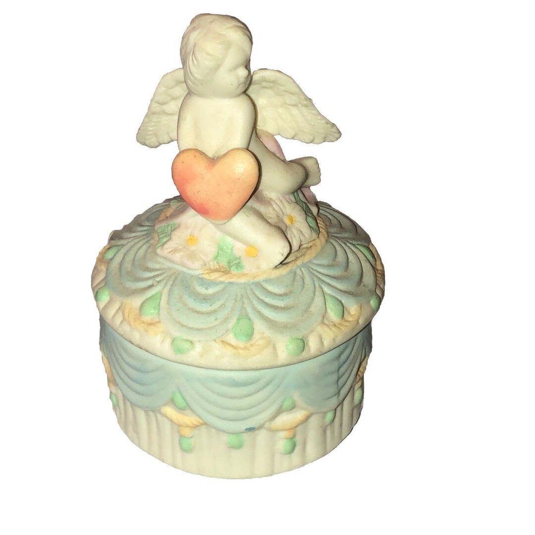 Vintage 5” Colorful Cherub Holding A Heart Porcelain Round Trinket Box ...