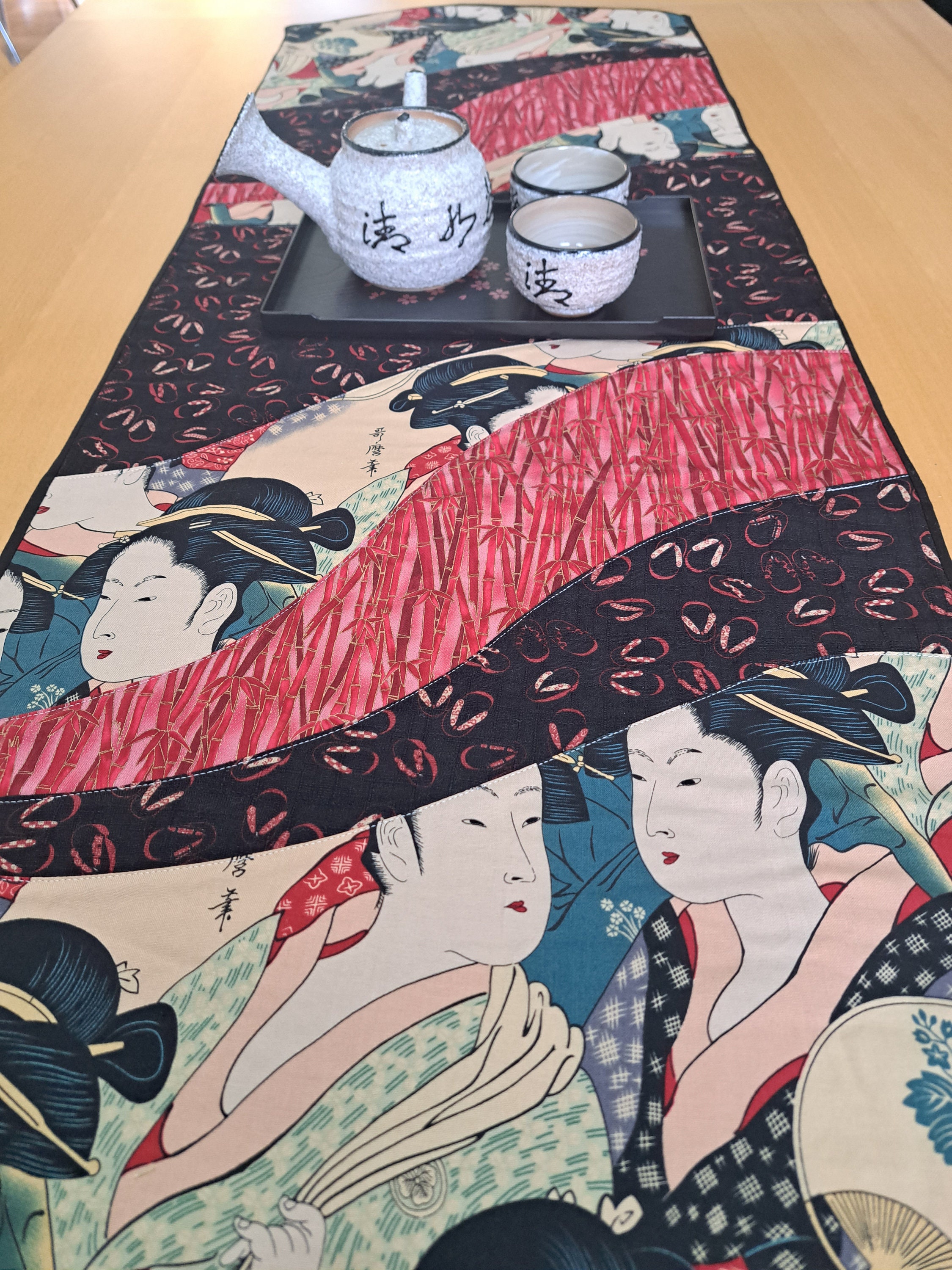 Japanese Geisha Quilted Table Runner. Hand Made. 16 X 45 - Etsy