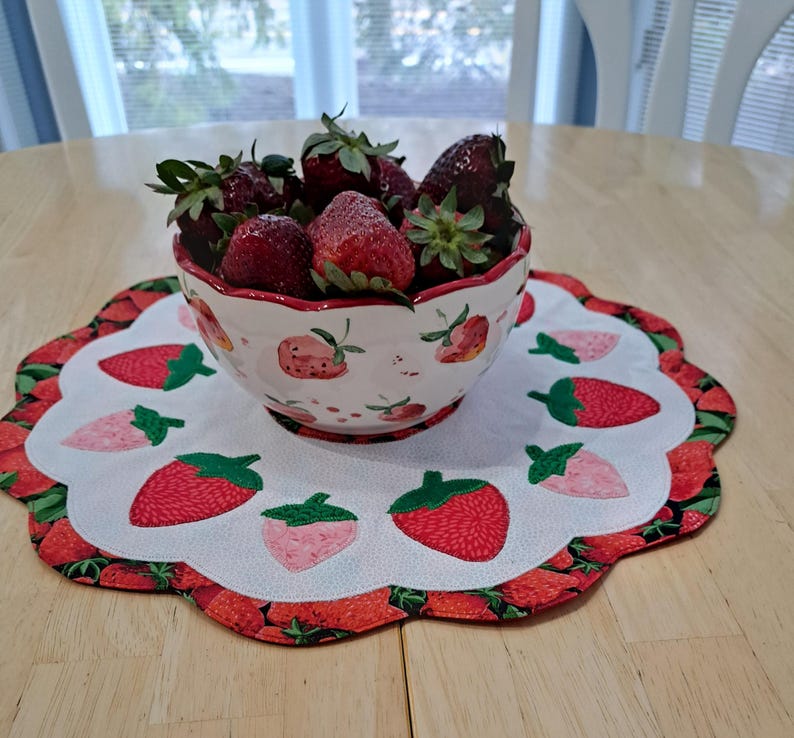 Strawberry Candle Mat/table Topper. Red and Pink Strawberries Featured ...
