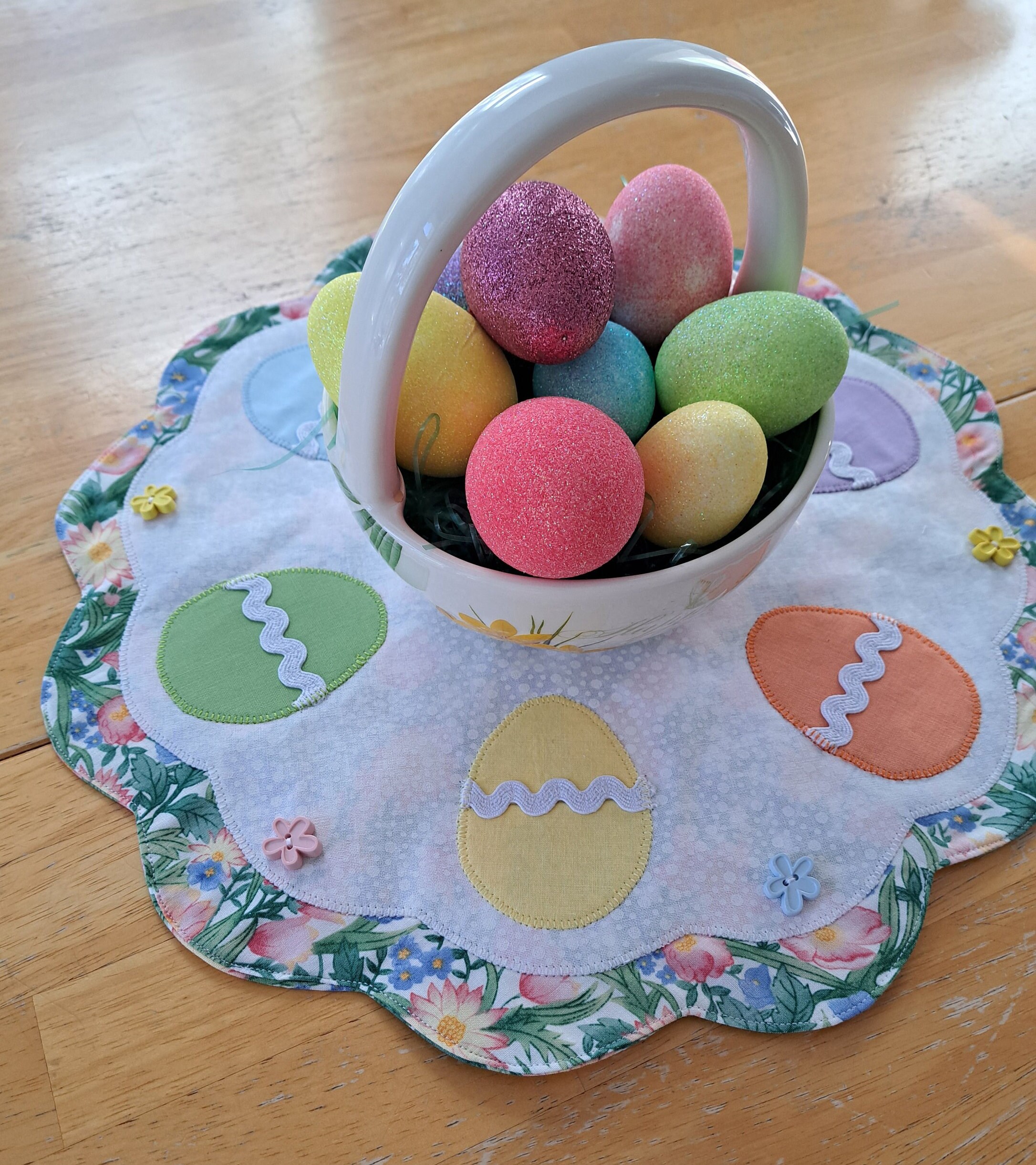 Easter Quilted Table Topper Easter Egg Table Topper Quilted and ...