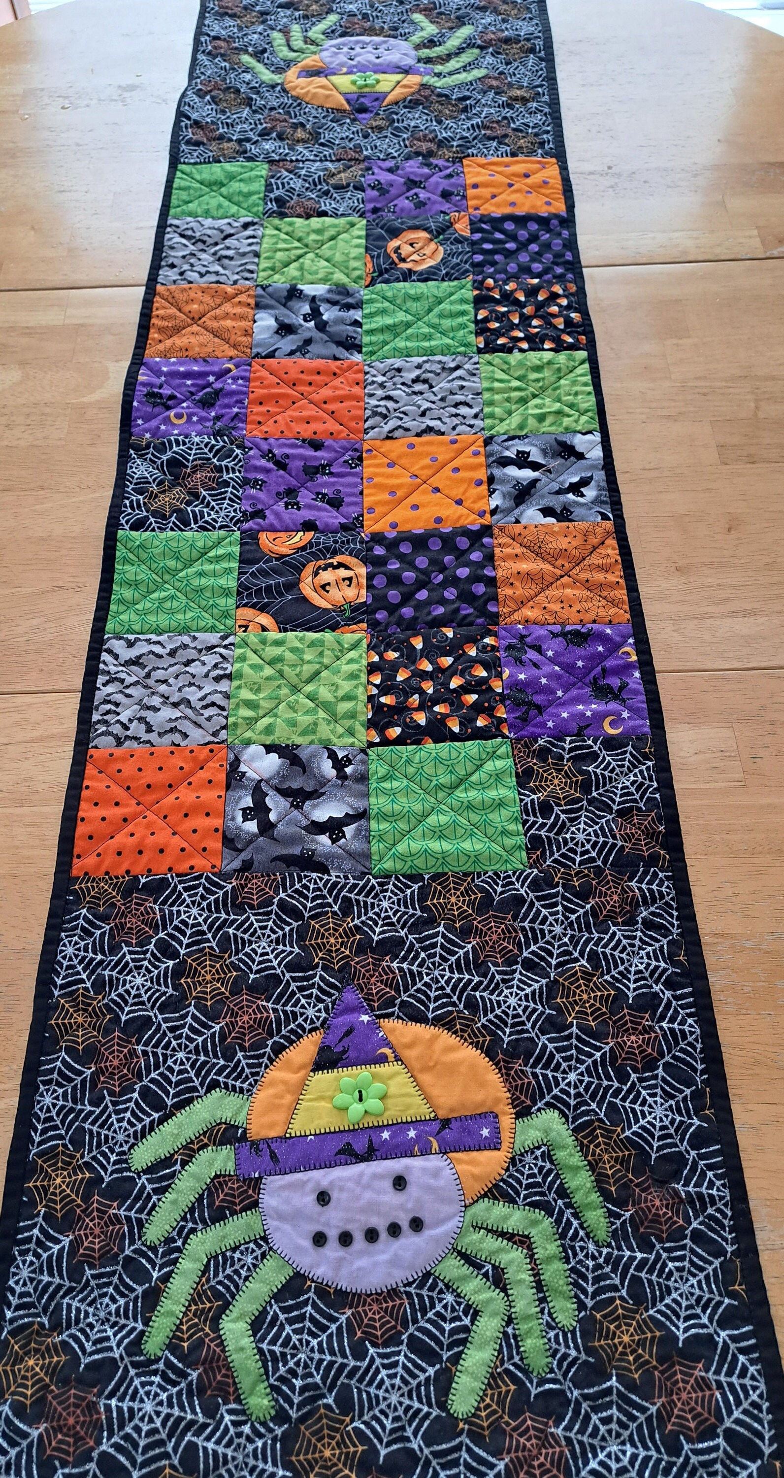 Halloween Spider Table Runner 13.5 X 50 Quilted Patchwork & Applique ...