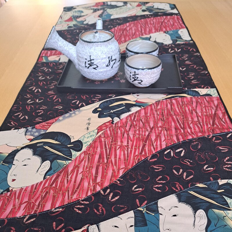Japanese Table Runner - Etsy