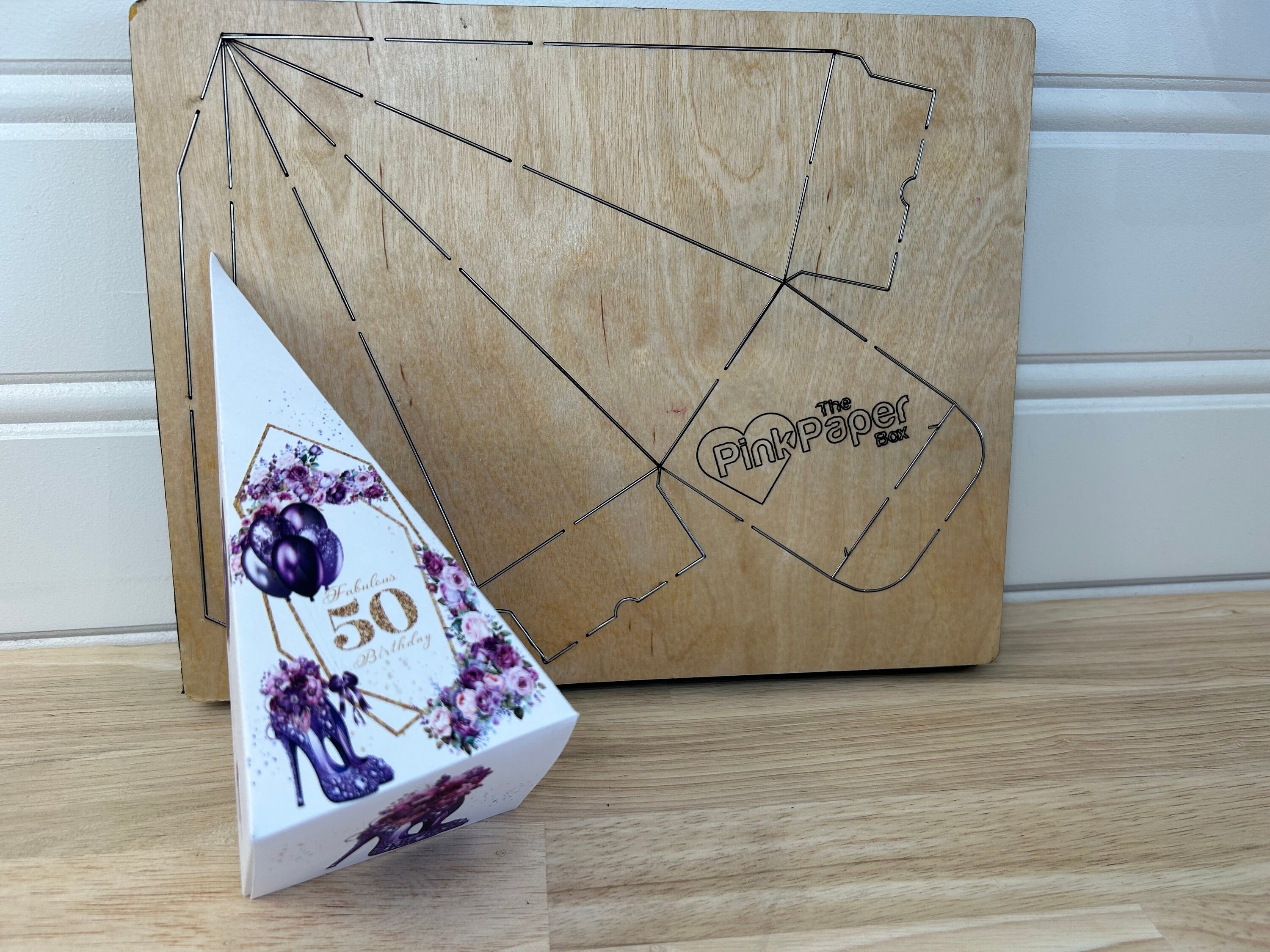 Pyramid Box Party Favor Design ***this is for the Files Only*** - Etsy