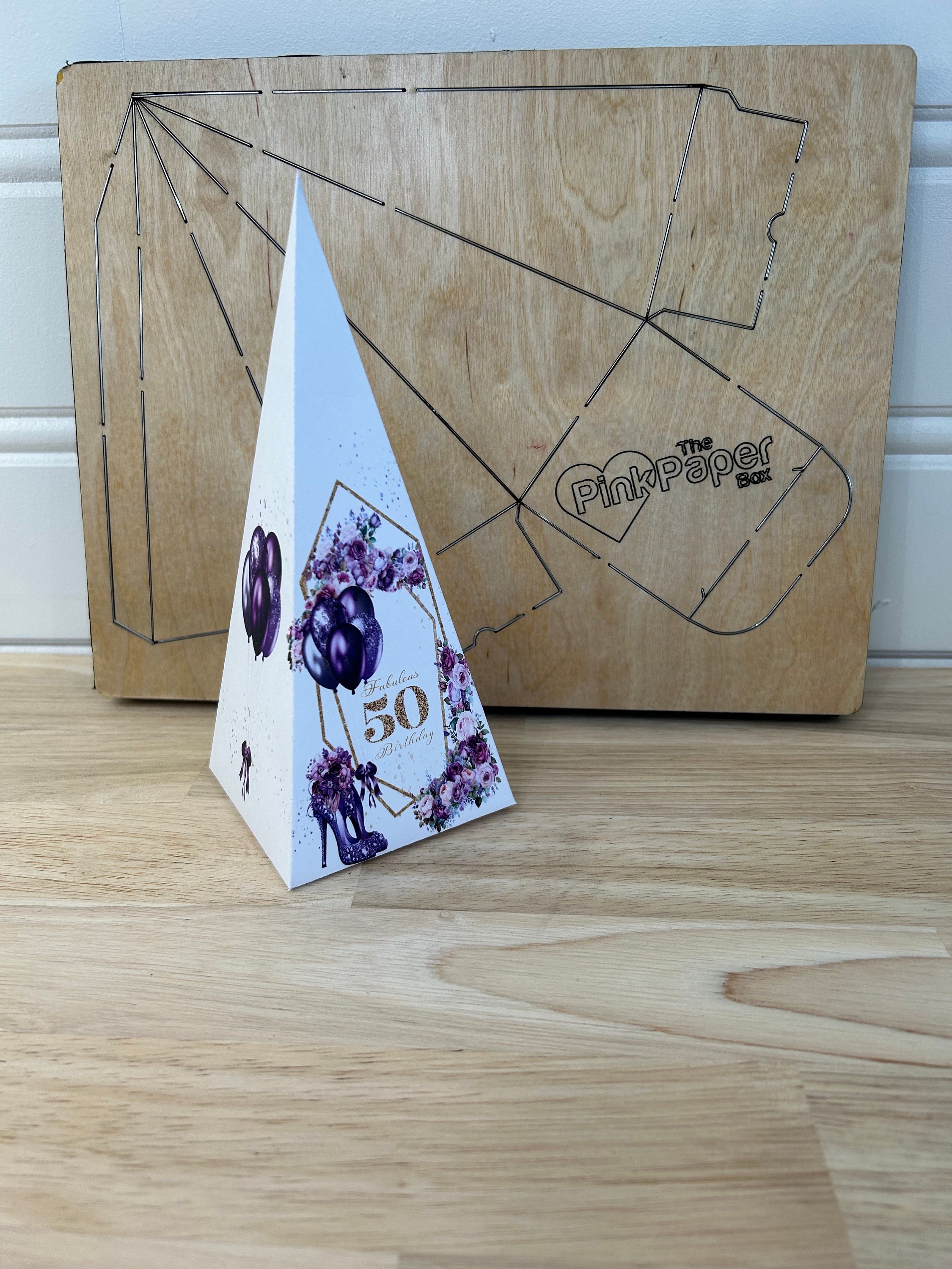 Pyramid Box Party Favor Design ***this is for the Files Only*** - Etsy