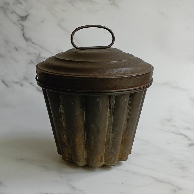 Vintage Tin Molds - Etsy