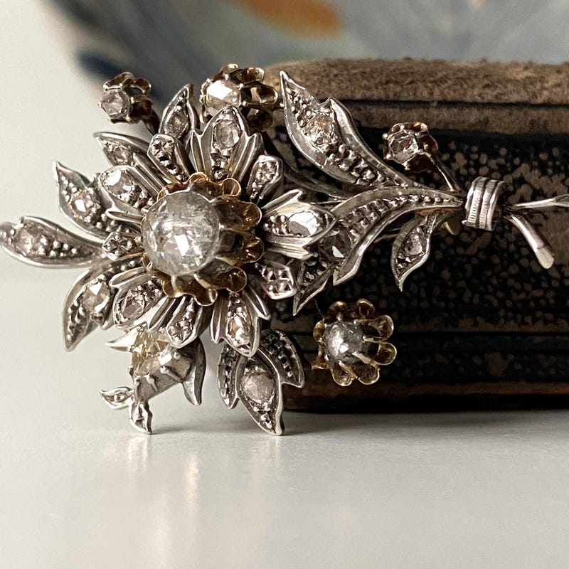 Victorian Brooch - Etsy