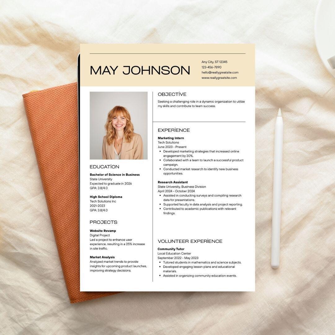 Modern Single-page Resume Template | Editable Canva CV | Professional ...