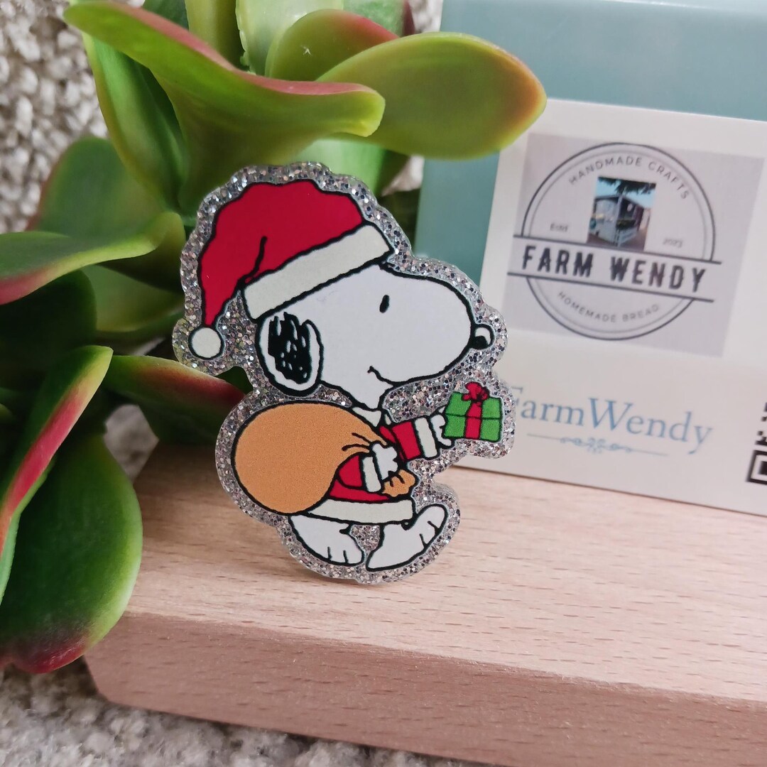 Snoopy Christmas- Silver Glitter Acrylic Badge Reel/brooch Pin - Etsy