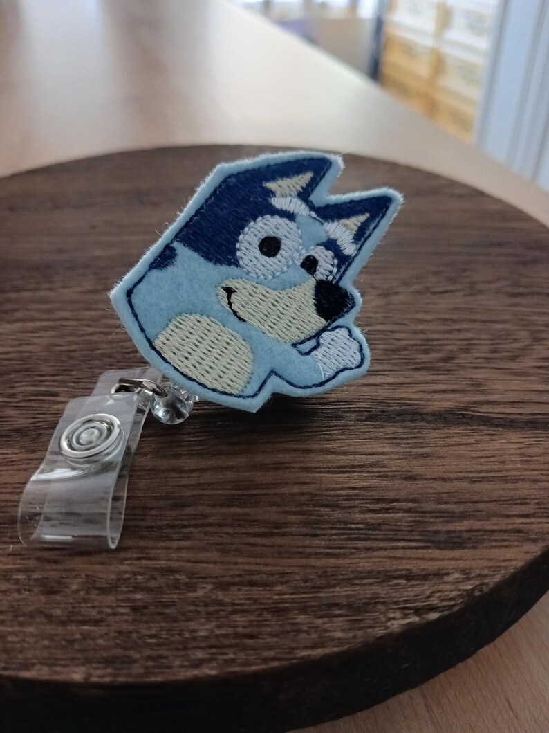 Bluey feltie Badge Reel - Etsy