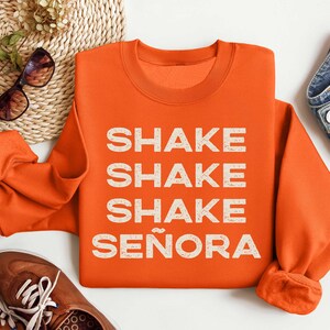 Shake Shake Shake Señora T-shirt, Halloween T-shirt, Halloween Shirt ...