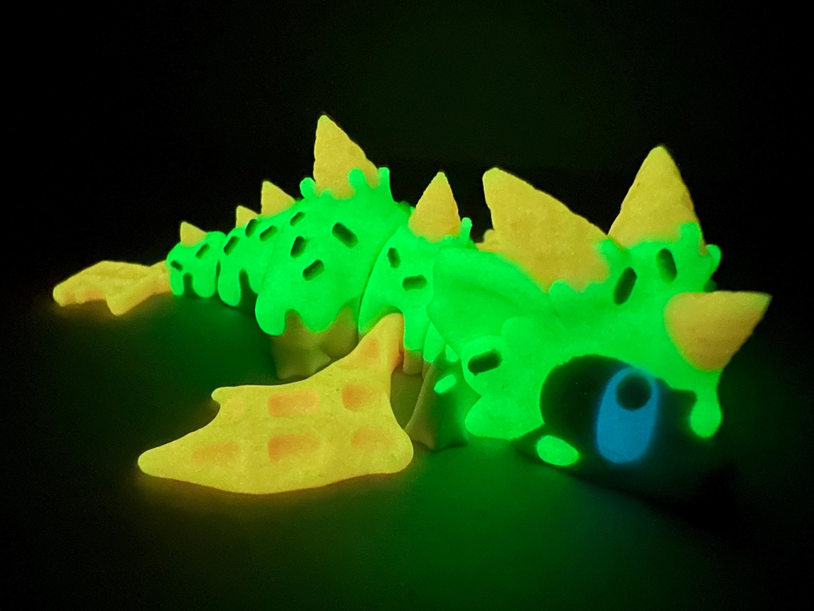 3D Printed Magnetic Ice Cream Dragon: Articulating Fantasy Decor - Etsy