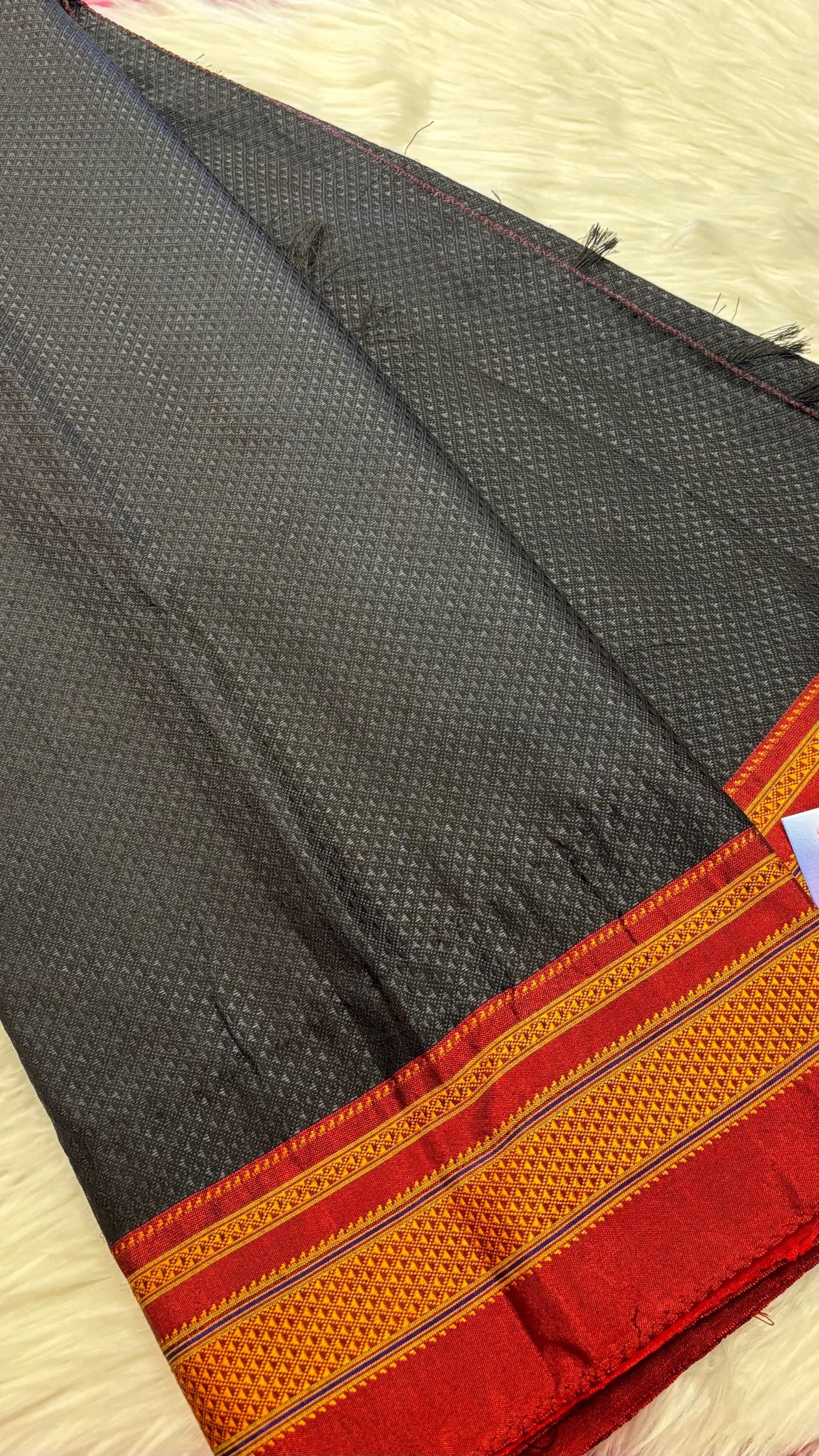 Khun Black Saree Traditional Marathi Khun Saree in Black With Fall Pico ...