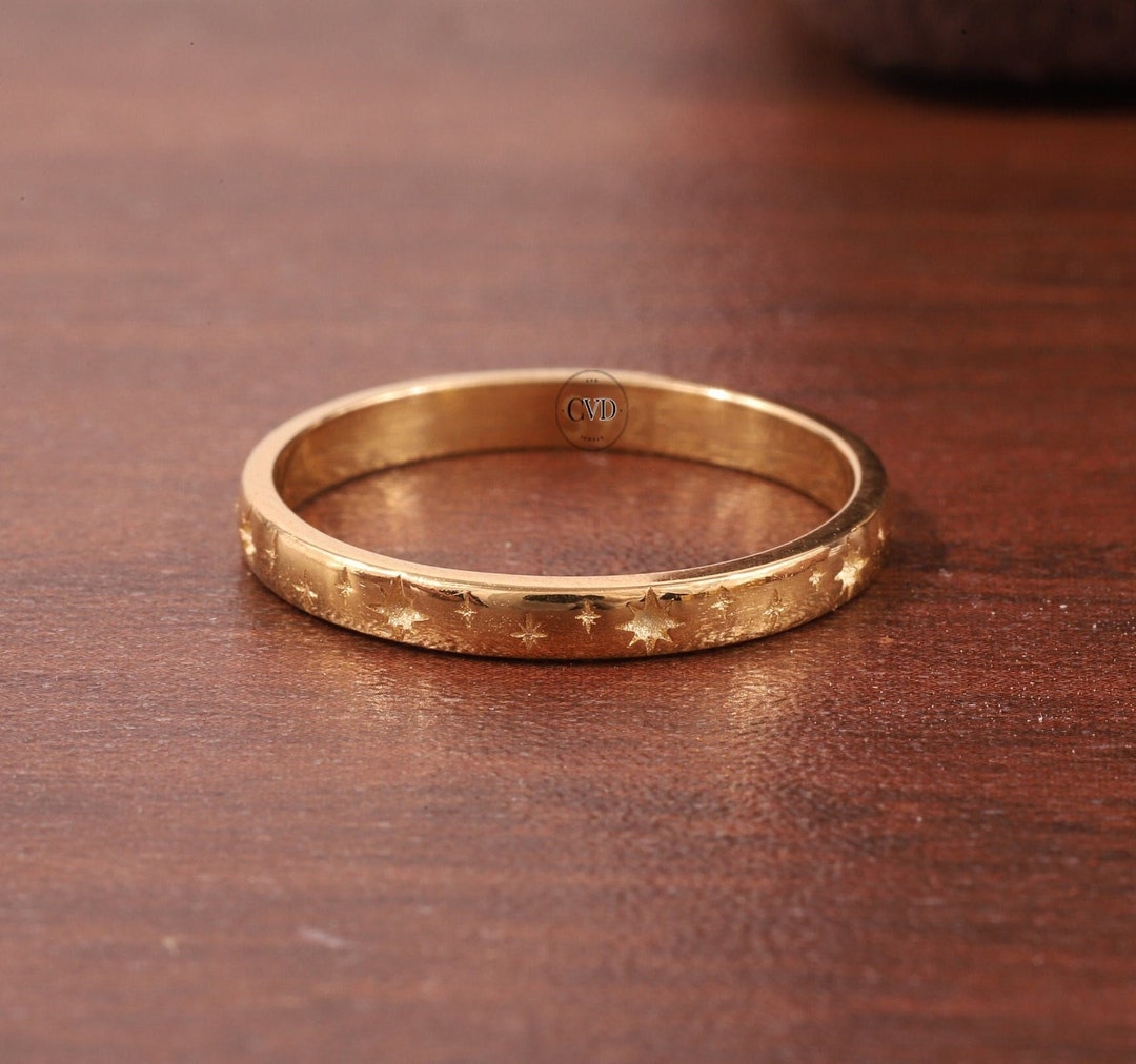 14k Gold Star Wedding Band, Solid Gold Minimalist Wedding Ring, Women ...
