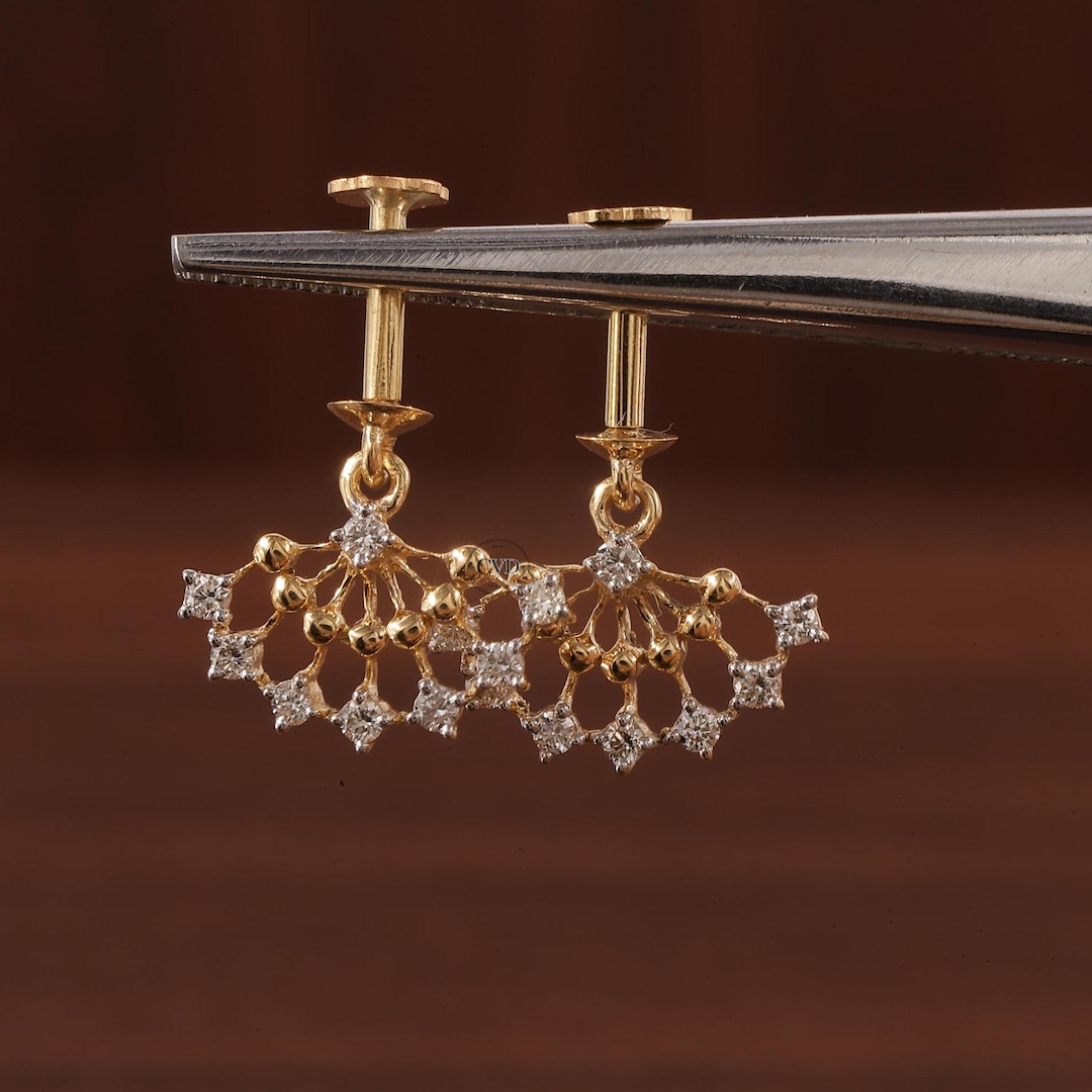 Round Moissanite Diamond Screw, Vertical Helix/ Cartilage Earring,conch ...