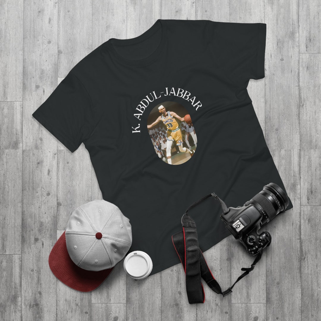Kareem Abdul-jabbar T-shirt: Homage to the Master of Skyhook - Etsy
