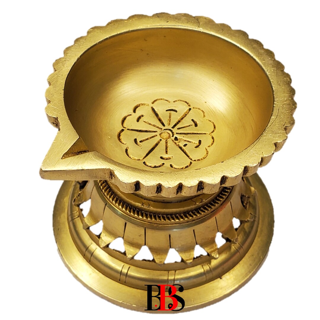 Diya Brass Small Size, Deepak Brass Pooja Aarti, Brass Diya for Puja ...
