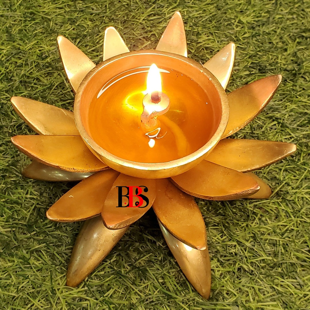 Diya Brass Lotus Shape Deepak Pooja Brass Lotus Shape Big Size Diya ...