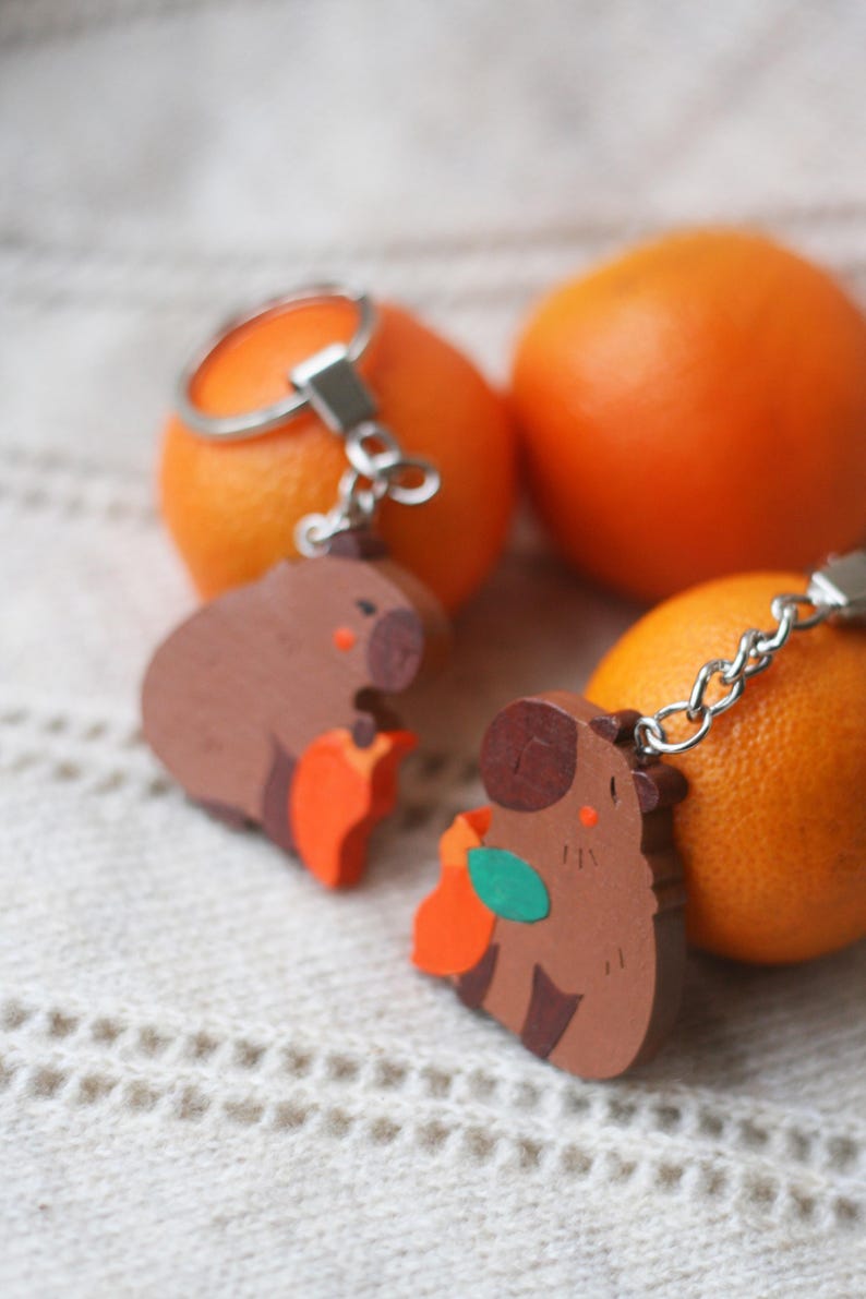 Capybara Lovers Keychain Set: Personalized Wooden Couple Keyrings - Etsy