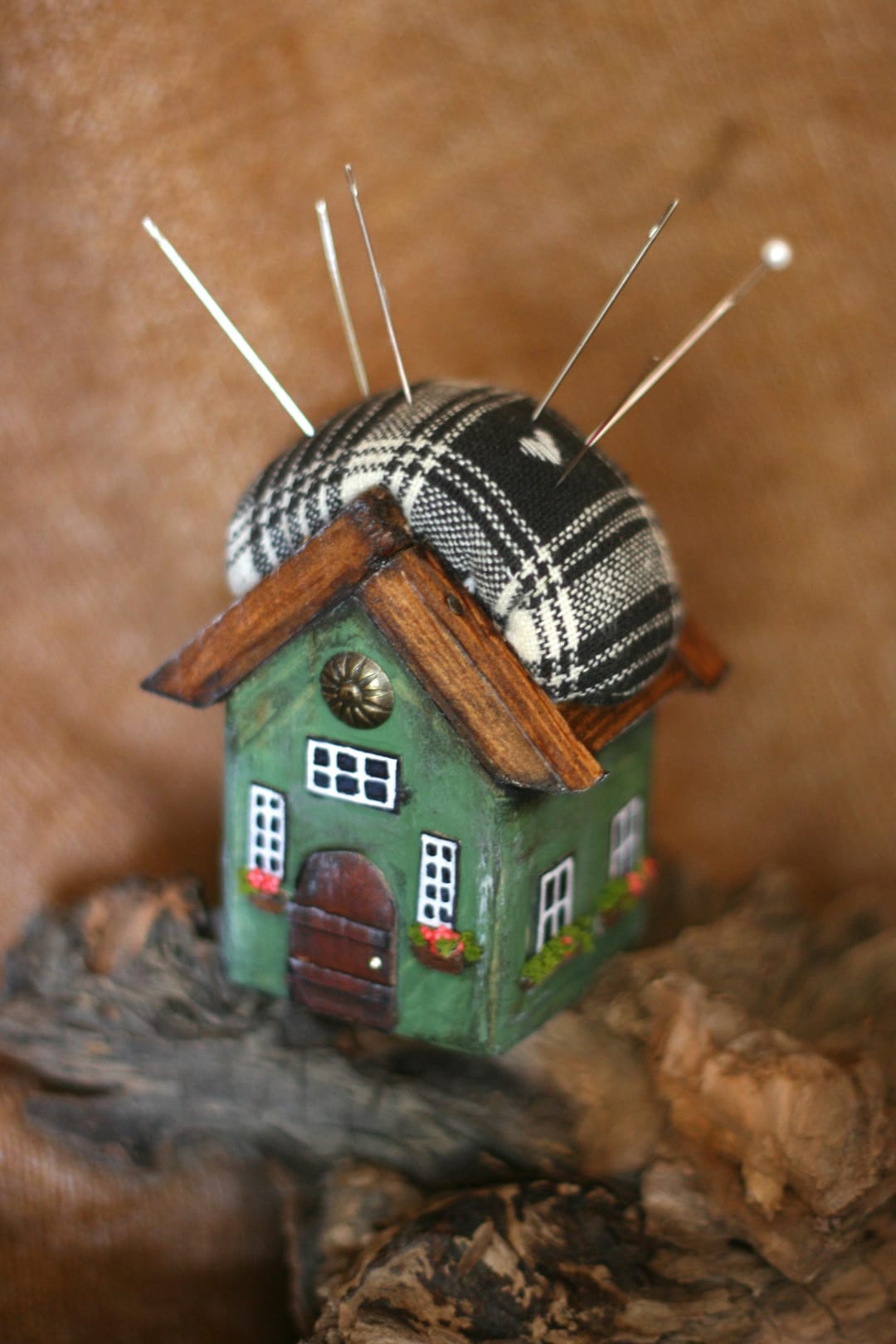 Cottagecore House Pincushion, Handmade Sewing Tool - Etsy