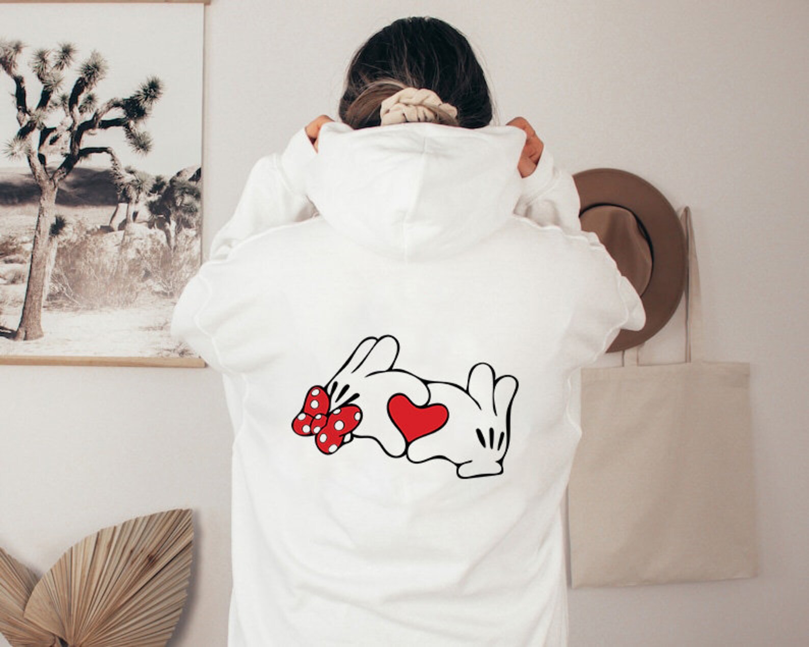 Mouse Hands Svg, Mouse Hands Clipart Svg, Mouse Gloves Svg, Mouse Hands ...