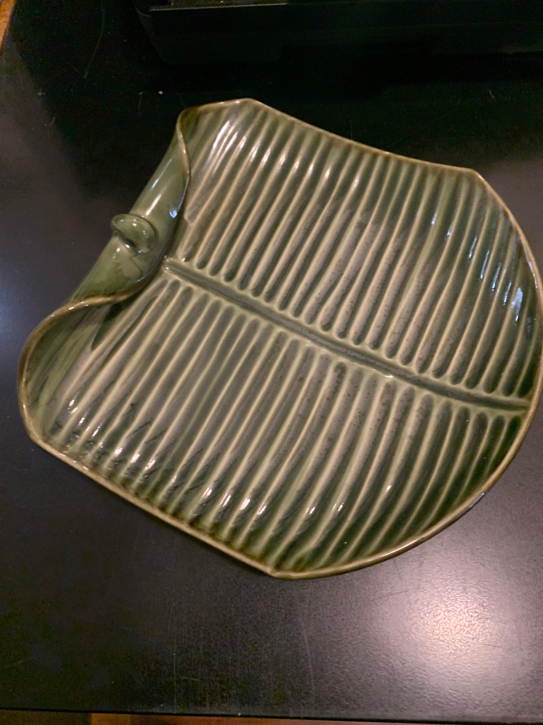 Green Curled Palm Leaf Ceramic Display Dish - Etsy