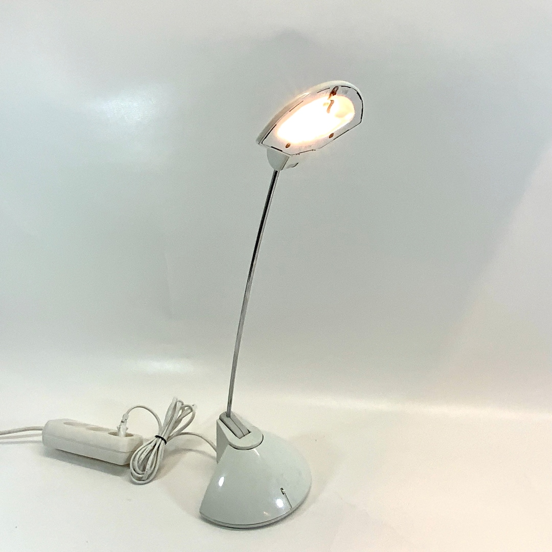 Brilliant Memphis-style Desk Lighting Fixture Bulb Vintage Design EU ...