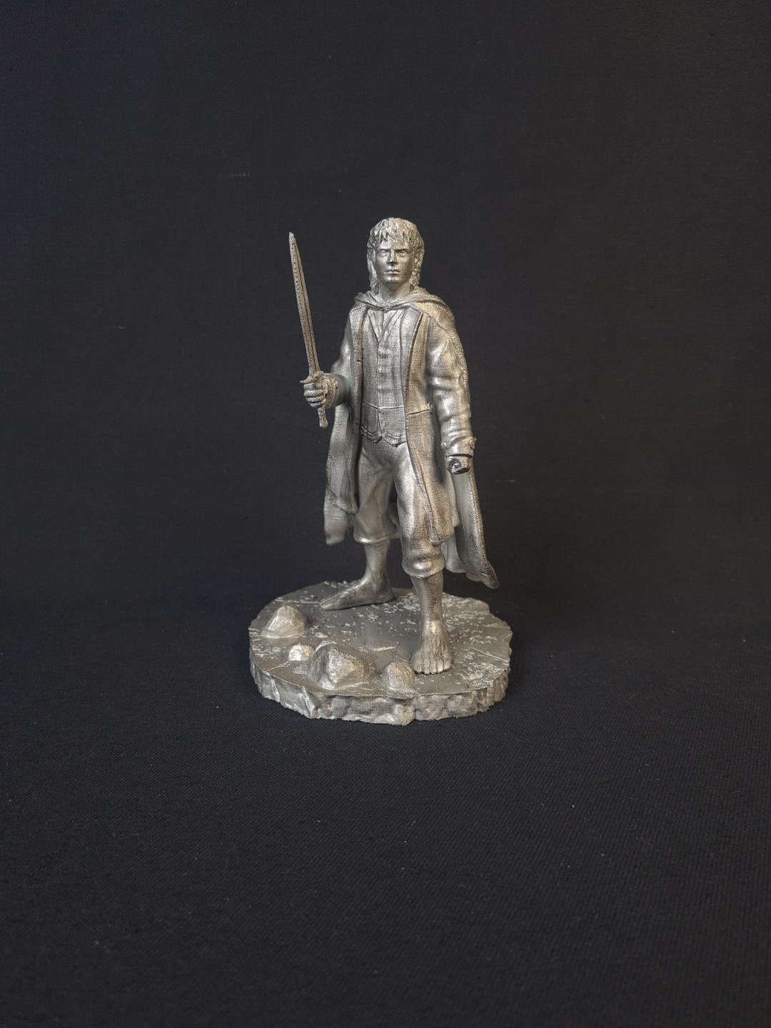 Frodo Baggins Figurines, Frodo Baggins Statue - Etsy