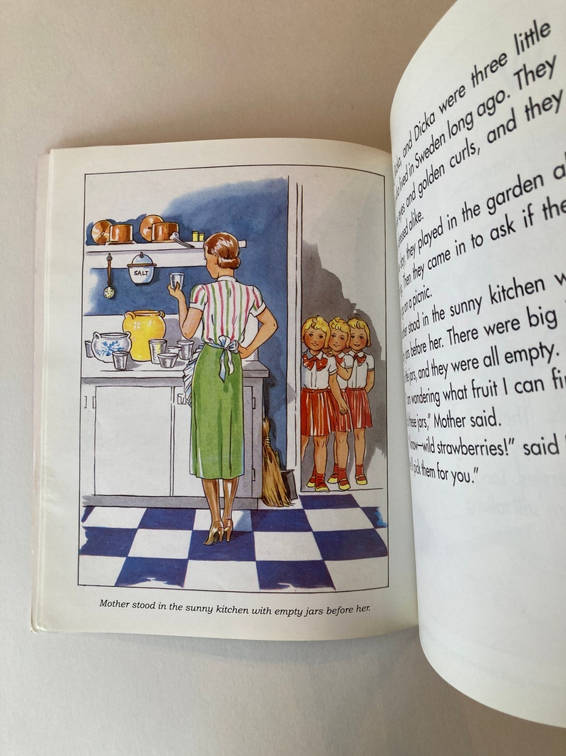 Flicka, Ricka, Dicka and the Strawberries by Maj Lindman, Paperback, 1996 Reprint, Swedish ...