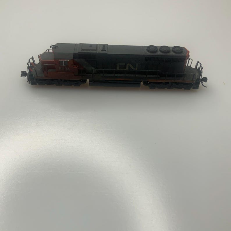 Used N Scale Kato Canadian National 176-4702 SD40-2 Early Production CN#5934 Diesel Locomotive ...