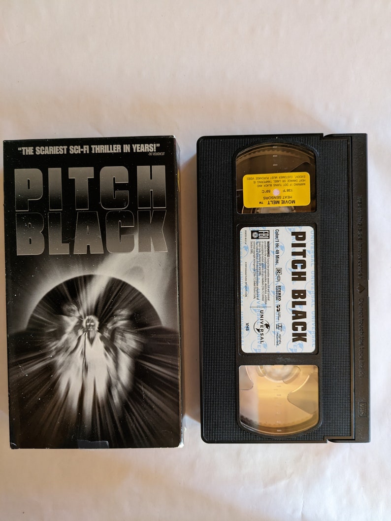 Vintage VHS Tape - 2000 - Pitch Black (sci-fi Horror) Starring Vin ...