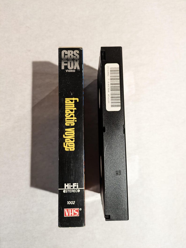 Vintage VHS Tape - 1966 - Fantastic Voyage (sci-fi) Starring Stephen ...