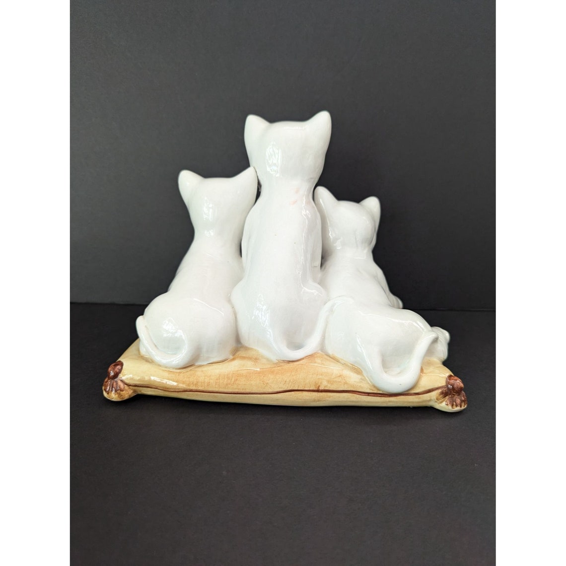 Vintage Italian Pottery 3 Kittens on Pillow Figurine White Cats Green ...