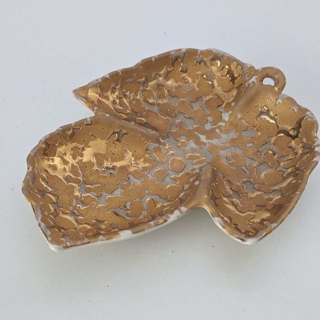 Vintage Weeping Bright Gold 22K USA Leaf Trinket Tray Dish Hand ...
