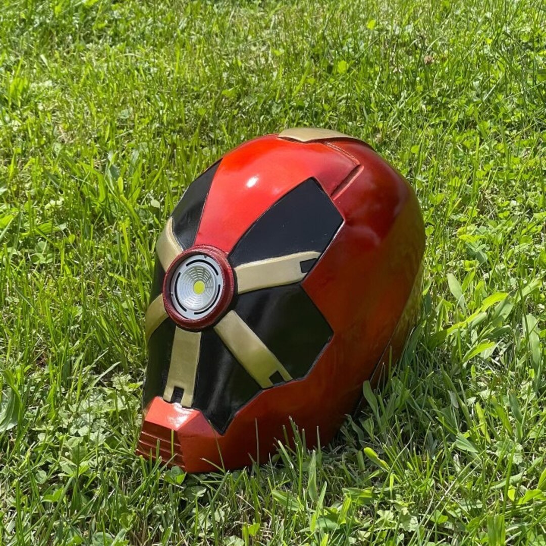 2099 Iron Man - Etsy