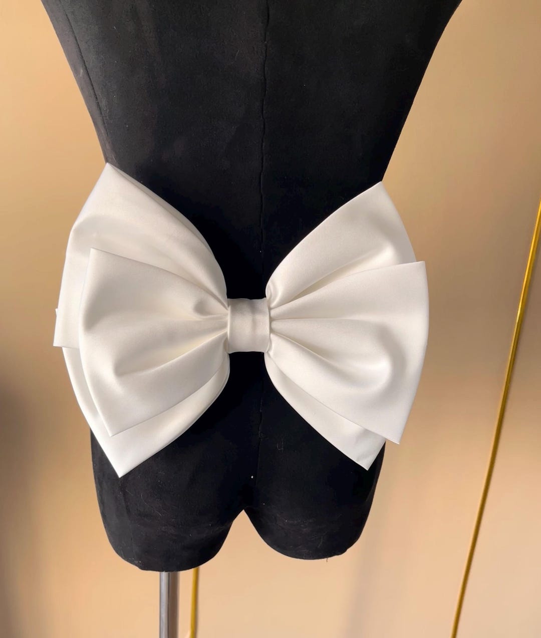 Detachable Satin Wedding Bow: Handmade Bridal Dress Sash - Etsy