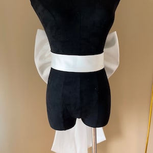 Belt Bow, Detachable Bow, Coming of Age Bow - Etsy