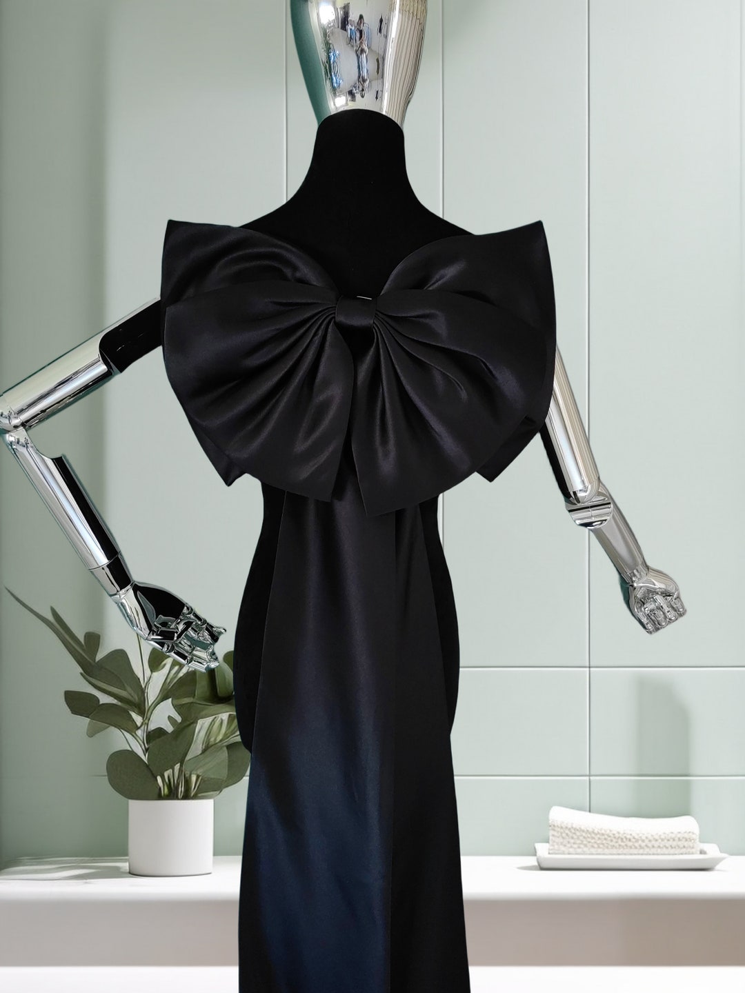 Oversized Black Dress Bow: Removable Wedding Accessory (17x70 Inches ...