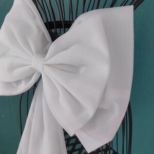 Removable Satin Wedding Bow: Bridal Dress, Veil, or Skirt Accessory - Etsy