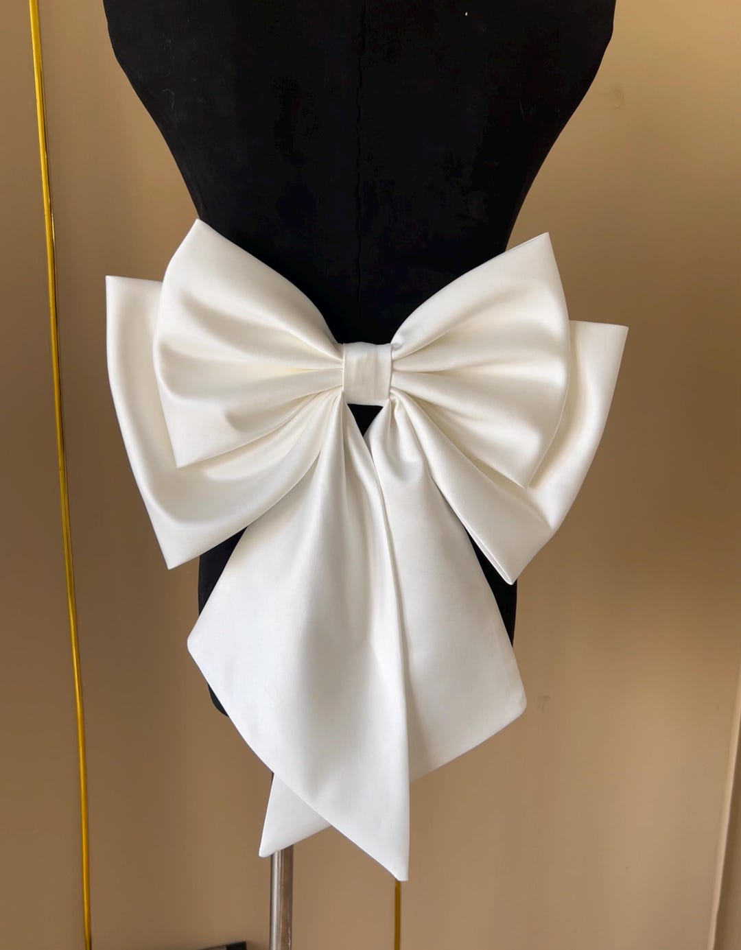 Detachable Wedding Dress Bow: Bridal Accessories - Etsy
