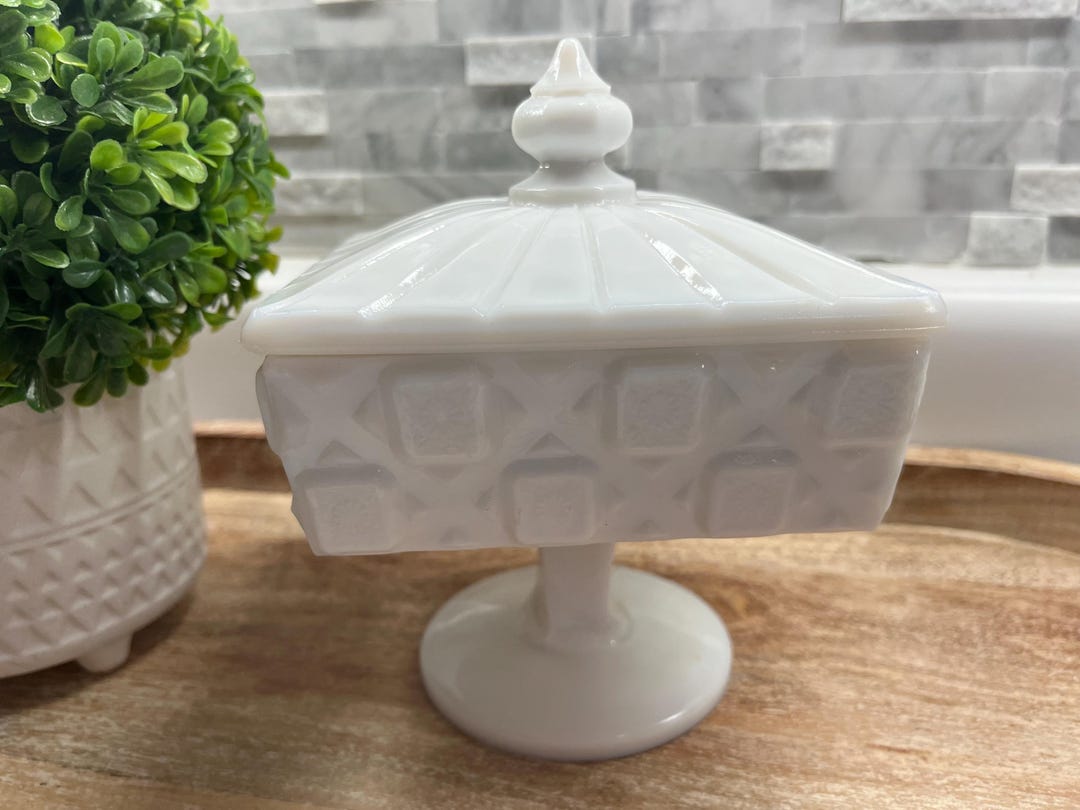Vintage Westmoreland Milk Glass Pedestal Candy Dish Old Quilt Pattern ...