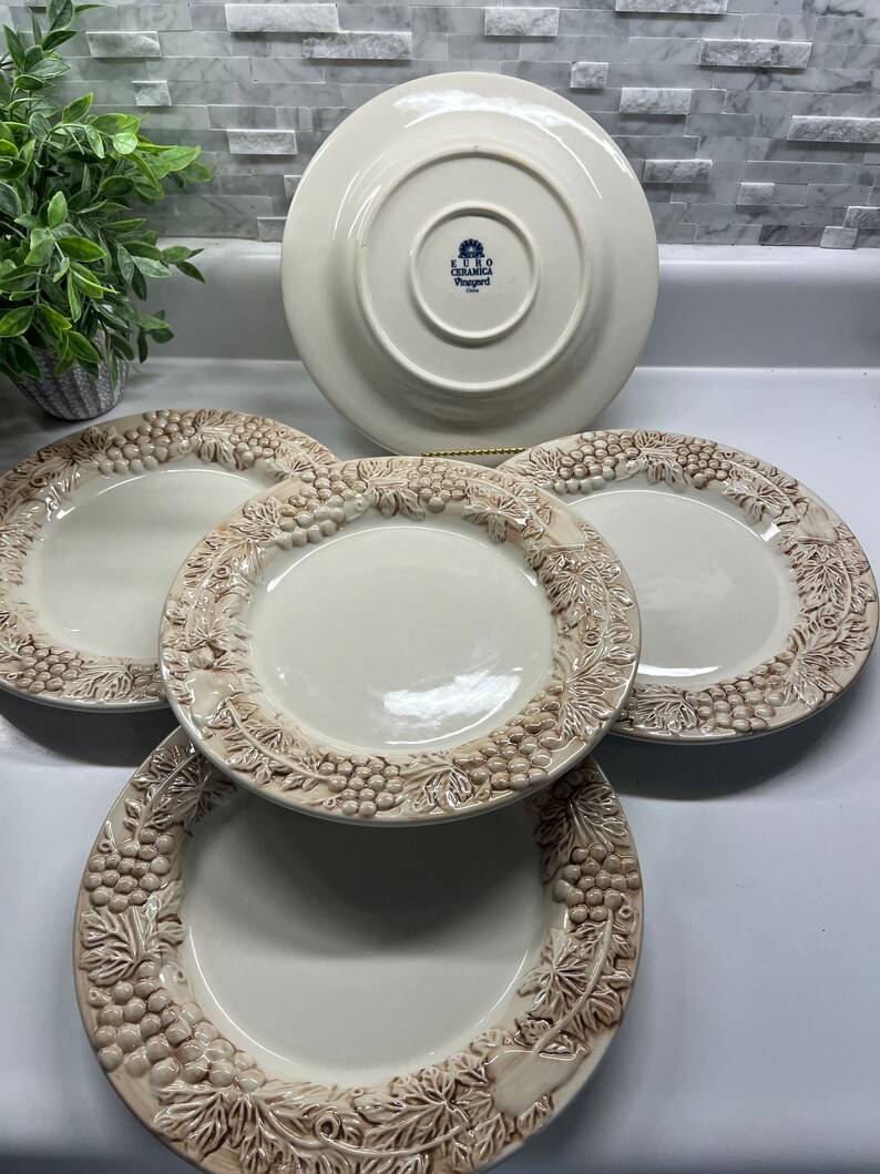 Euro Ceramica Vineyard Embossed Grapes and Leaves 11 Ceramic Dinner ...
