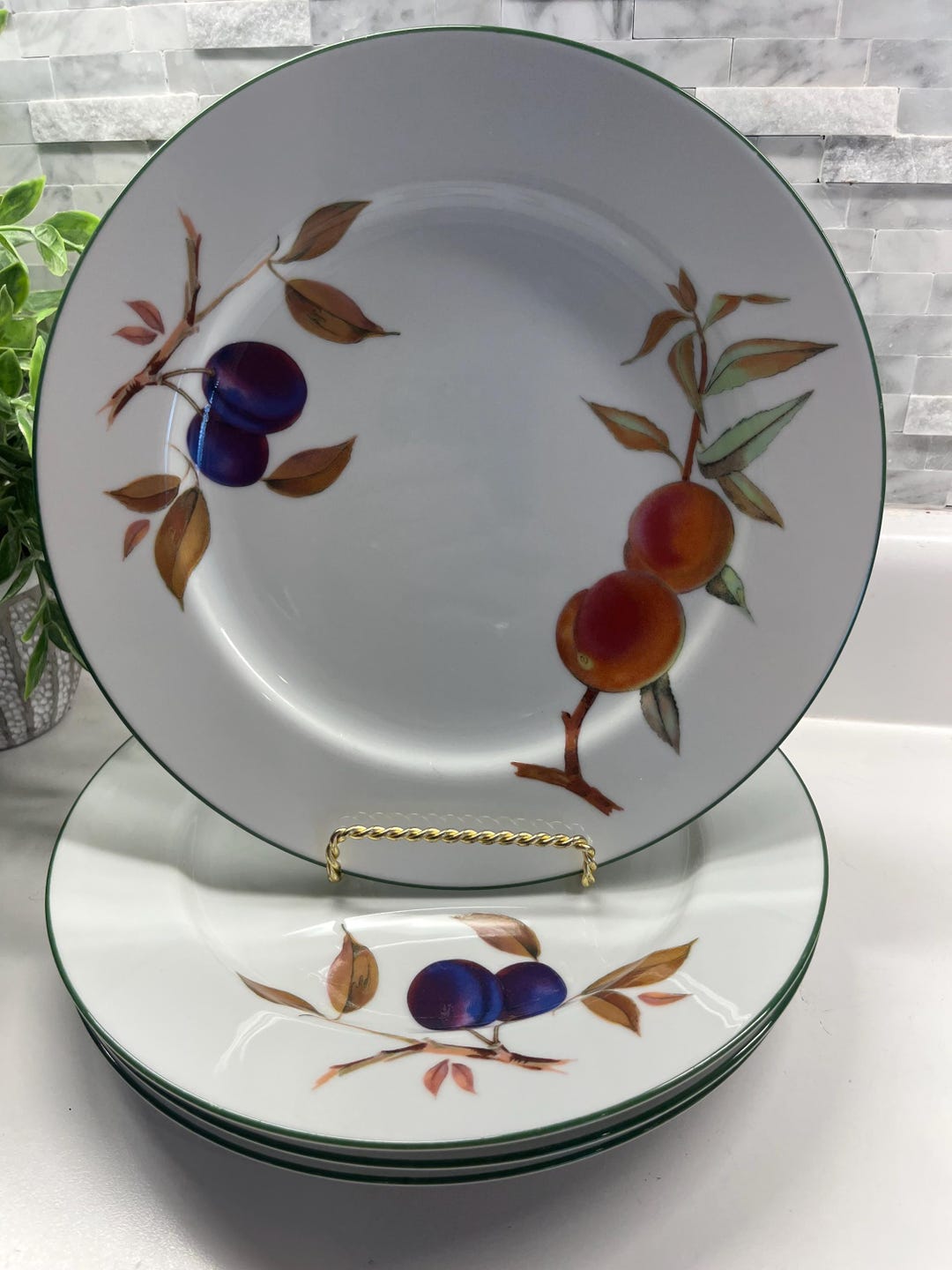 Set of 4 Royal Worcester Evesham Vale Portugal 1986 10.5” Dinner Plates ...