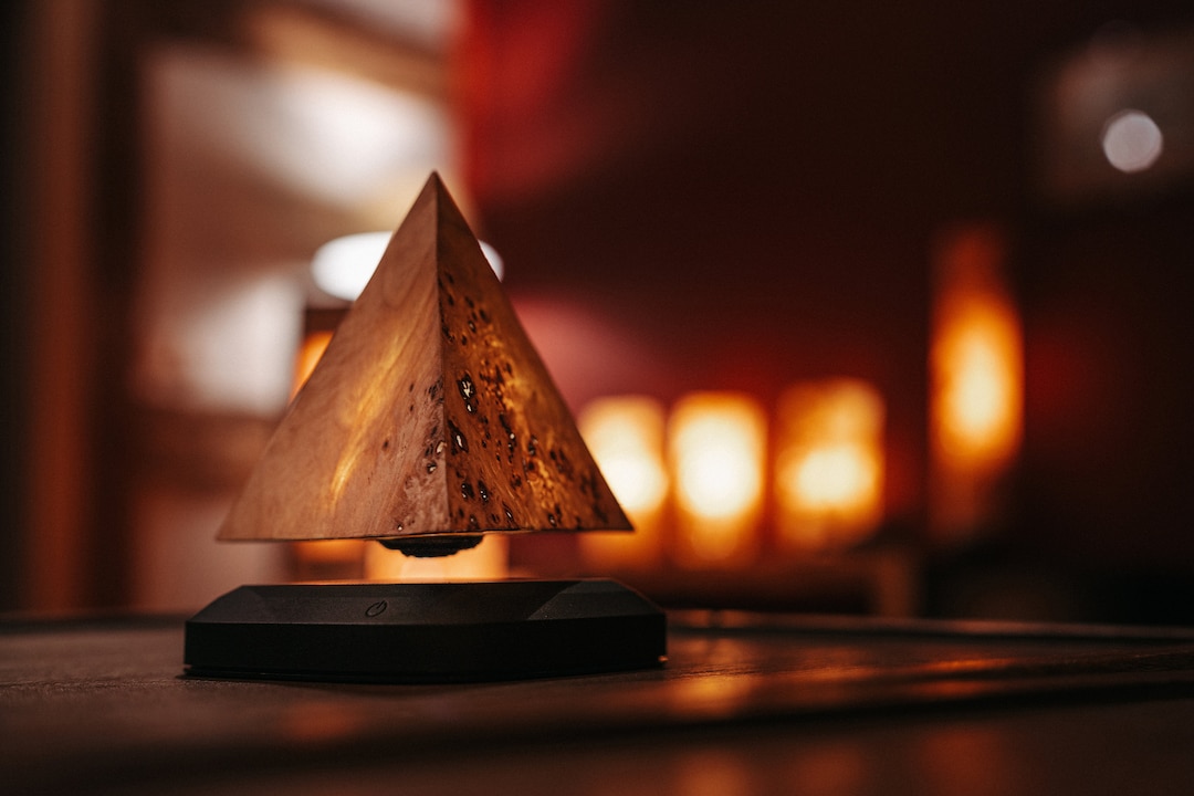 Levitating Wood Veneer Lamp - Wooden Table Lamp - Veneer Lamp Shade ...