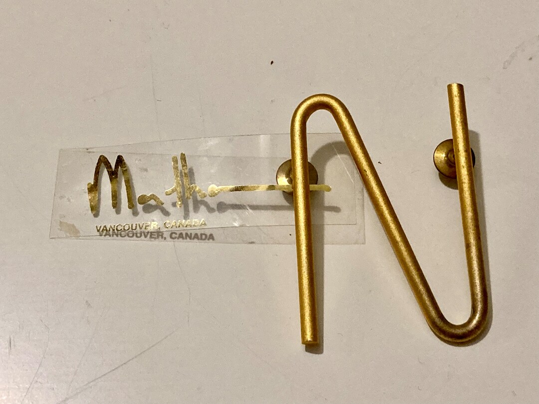 Vintage Martha Sturdy Initial 'N' Pin Brooch Matte Gold Modernist ...