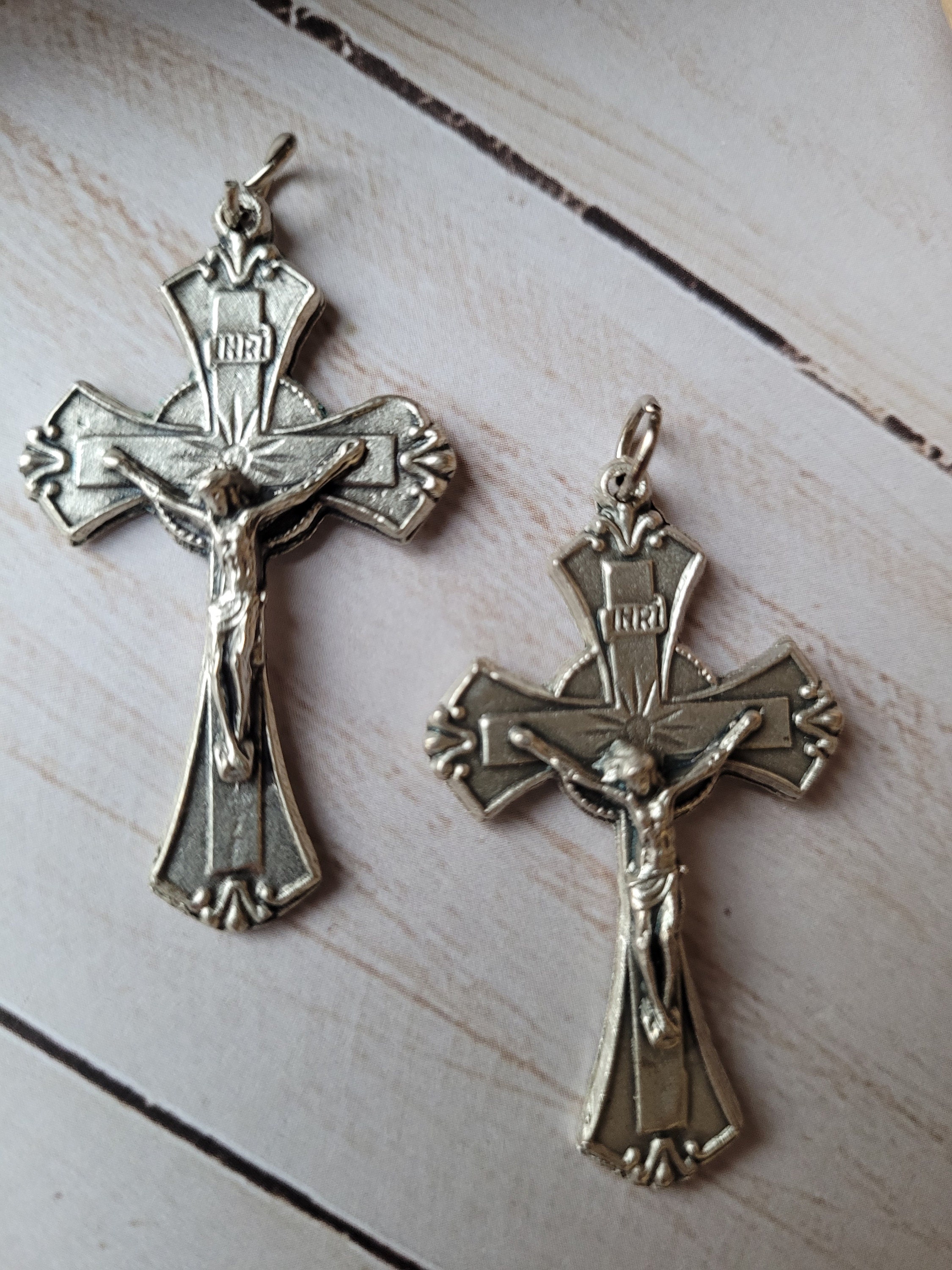 2 Silver Crucifixes, Rosary Crucifix - Etsy